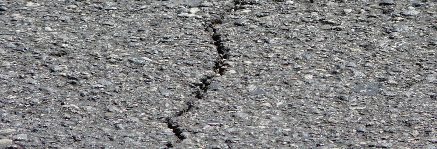 Réparation de fissure sur route | Enjeux et conséquences